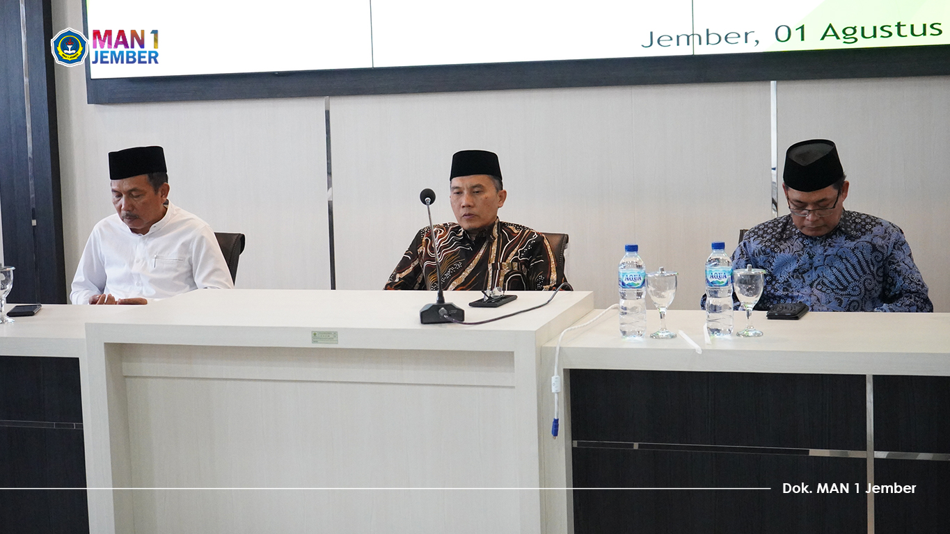 UPACARA PENANDATANGANAN MOU MAN 1 JEMBER DENGAN UIN MALIKI MALANG ...